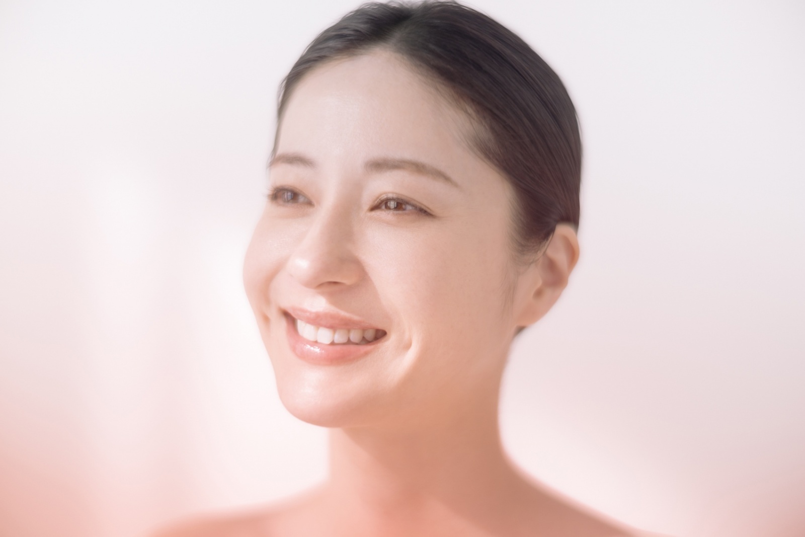 SOFINA iP 新CM放映開始 | NEWS | MIKIYA TAKIMOTO PHOTOGRAPH OFFICE - 瀧本幹也